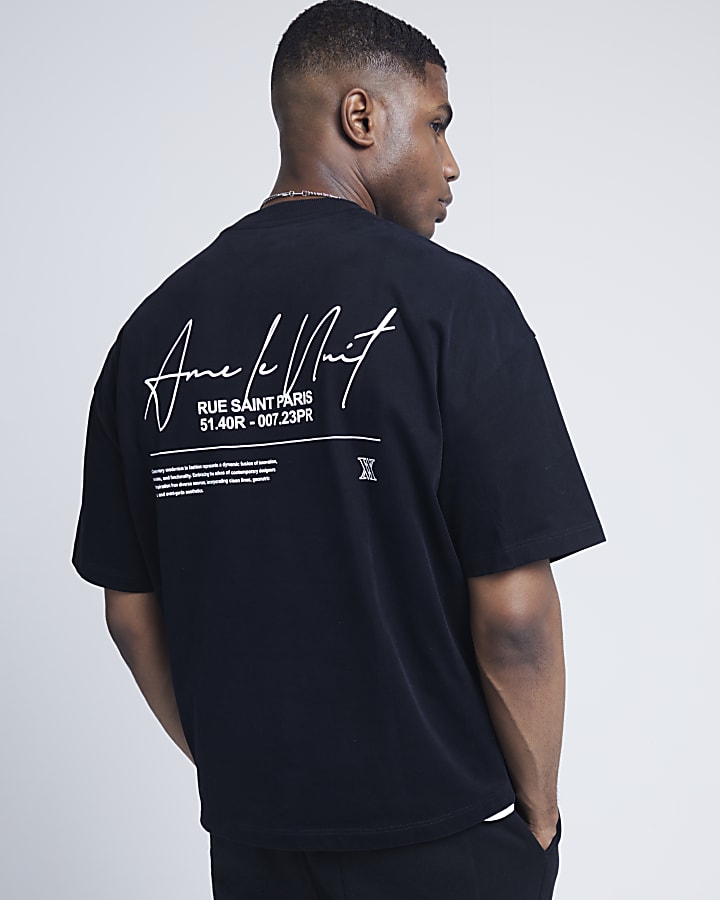 Black oversized fit graphic script t-shirt | River Island