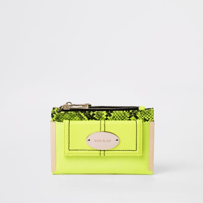Neon Green Purse | IUCN Water